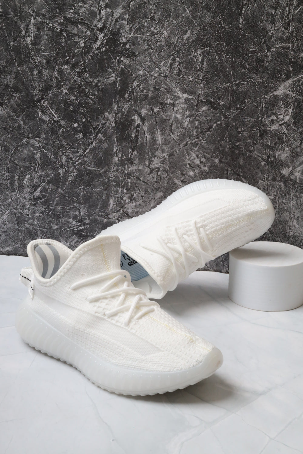 حذاء نسائي رياضي 11136 – فلورينا